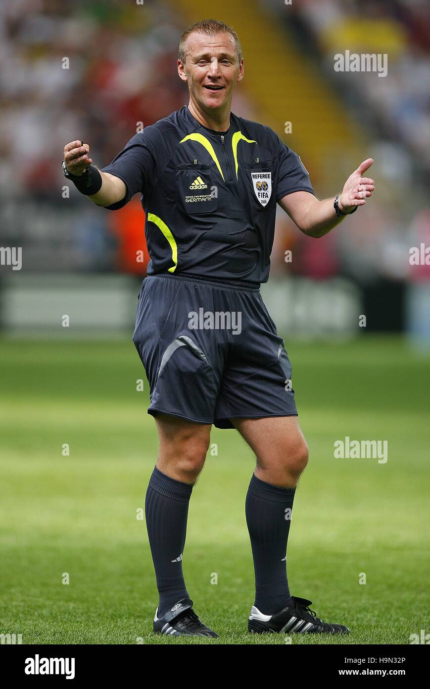 GRAHAM POLL KOREA REPUBLIC V TOGO WORLD CUP STADIUM FRANKFURT GERMANY ...