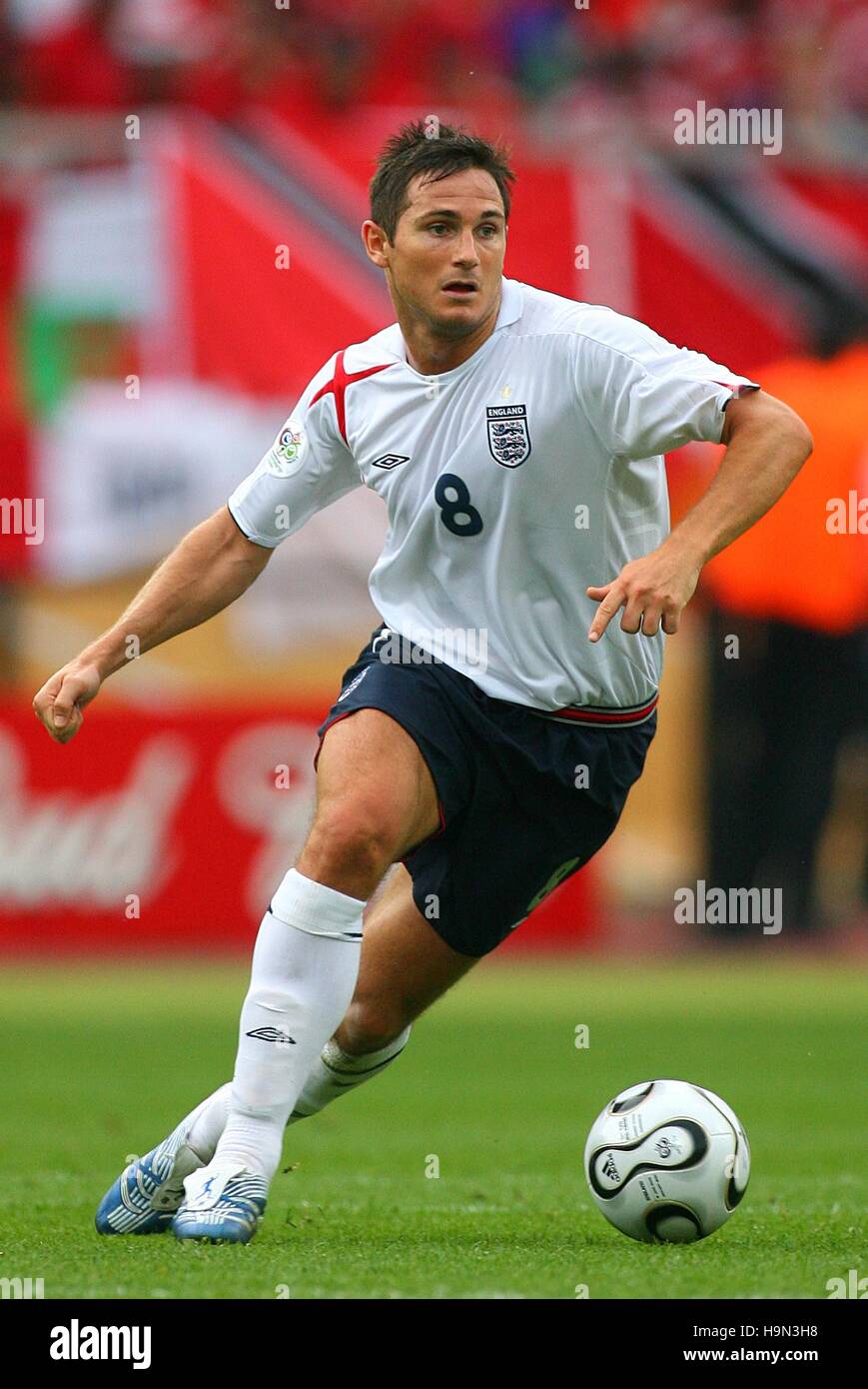 FRANK LAMPARD ENGLAND & CHELSEA FC WORLD CUP NUREMBURG GERMANY 15 June 2006 Stock Photo - Alamy