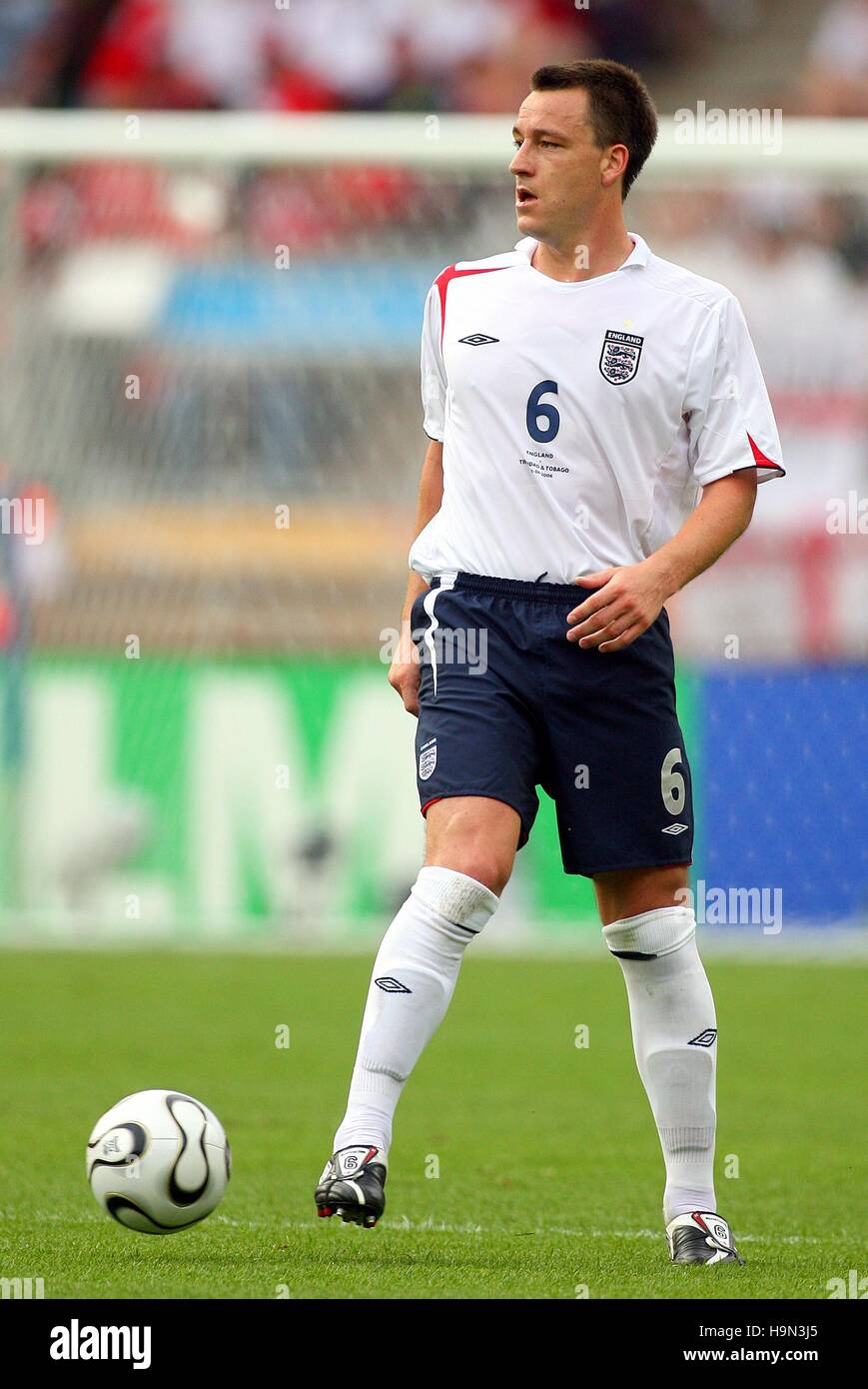 JOHN TERRY ENGLAND & CHELSEA FC WORLD CUP NUREMBURG GERMANY 15 June 2006 Stock Photo - Alamy