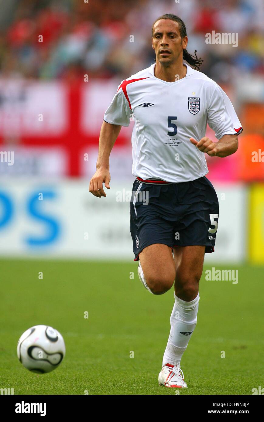 RIO FERDINAND ENGLAND & MANCHESTER UNITED FC WORLD CUP NUREMBURG ...