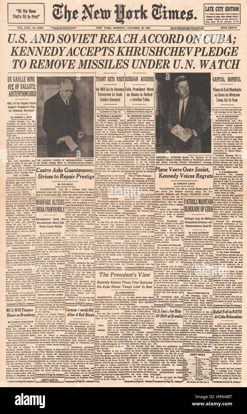 1962 newspaper cuban missile hi-res stock photography and images - Alamy