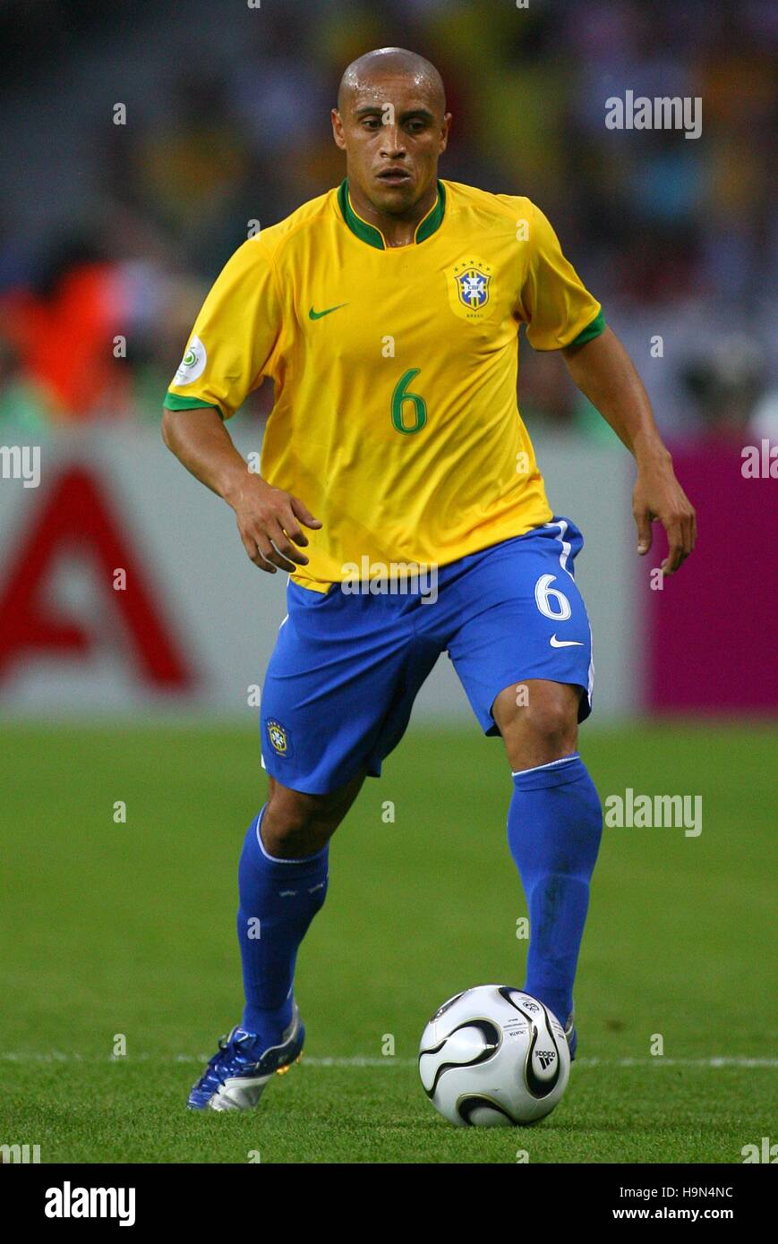 ROBERTO CARLOS BRAZIL & REAL MADRID WORLD CUP BERLIN GERMANY 13 June ...