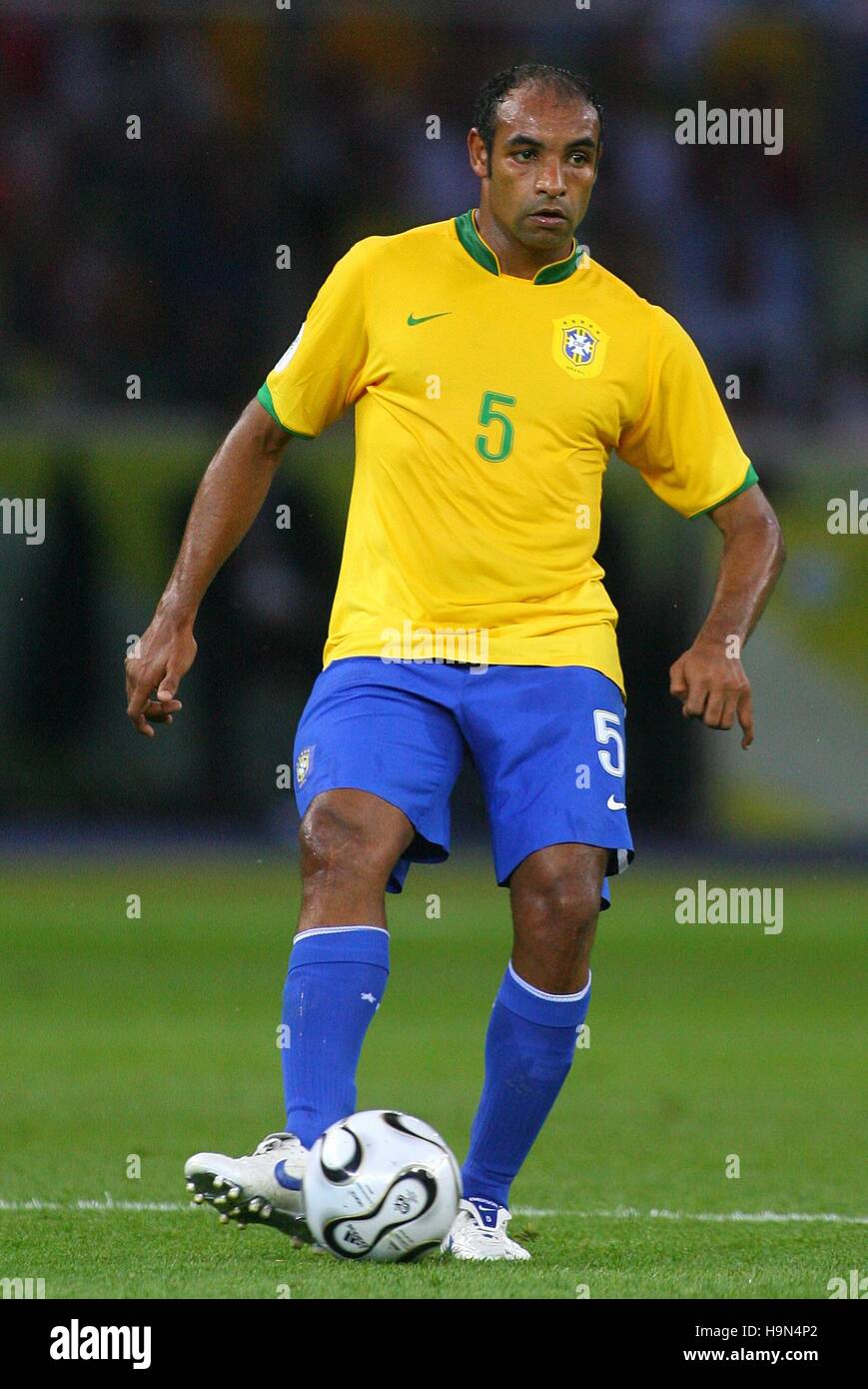 Emerson brazil juventus world cup hi-res stock photography and images ...