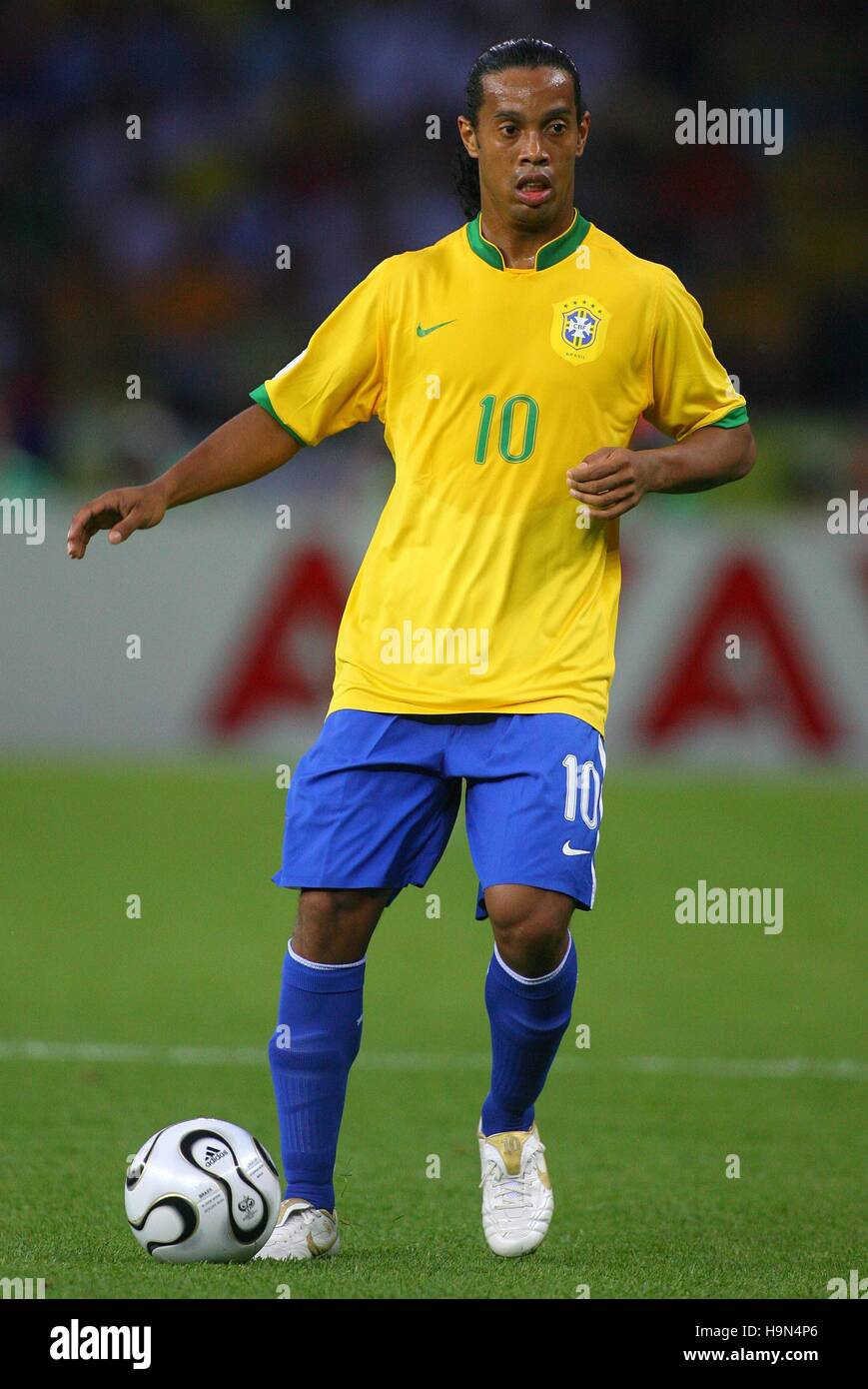 RONALDINHO BRAZIL & BARCELONA WORLD CUP BERLIN GERMANY 13 June 2006 Stock Photo - Alamy