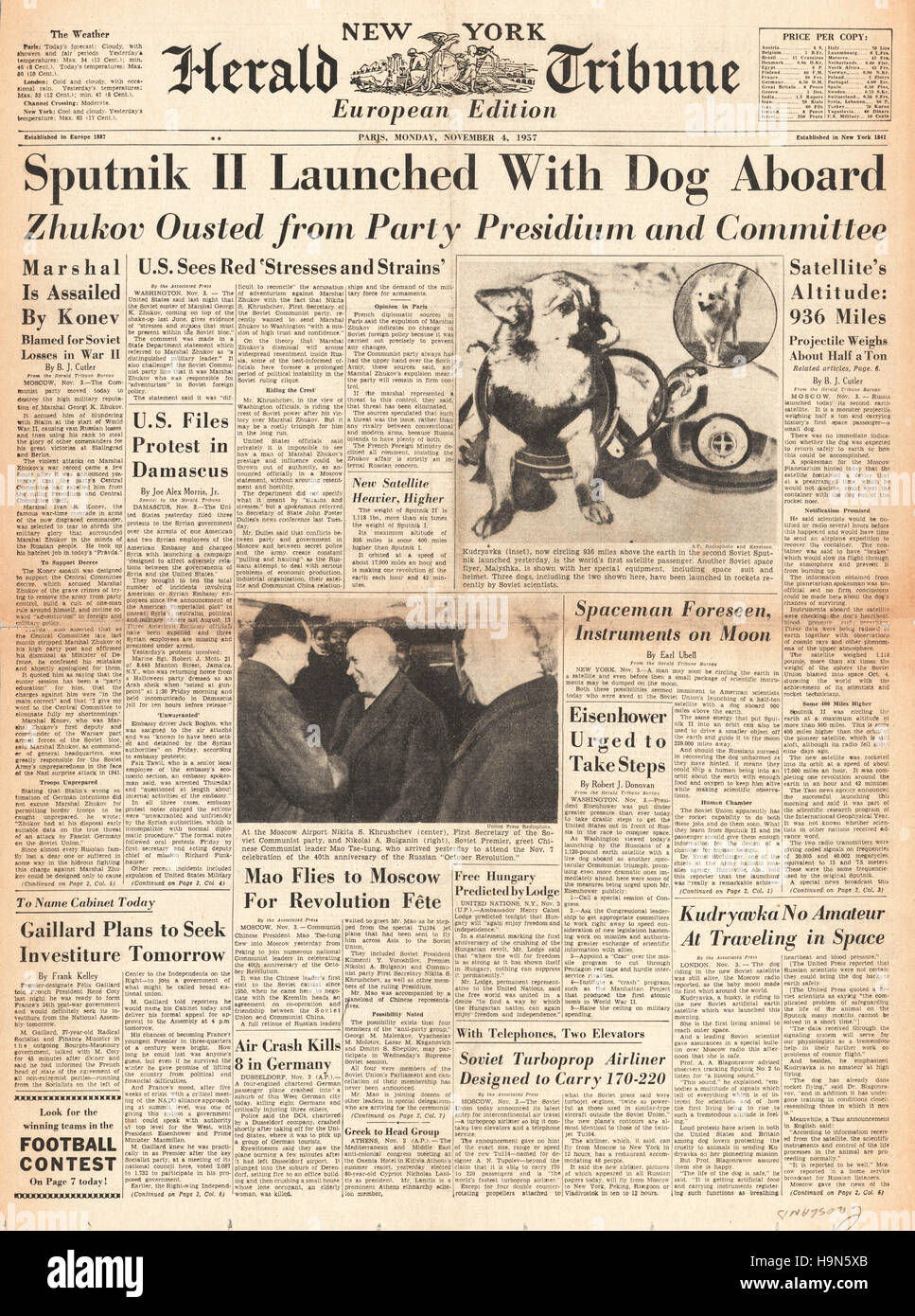 Soviet union launched sputnik hi-res stock photography and images - Alamy