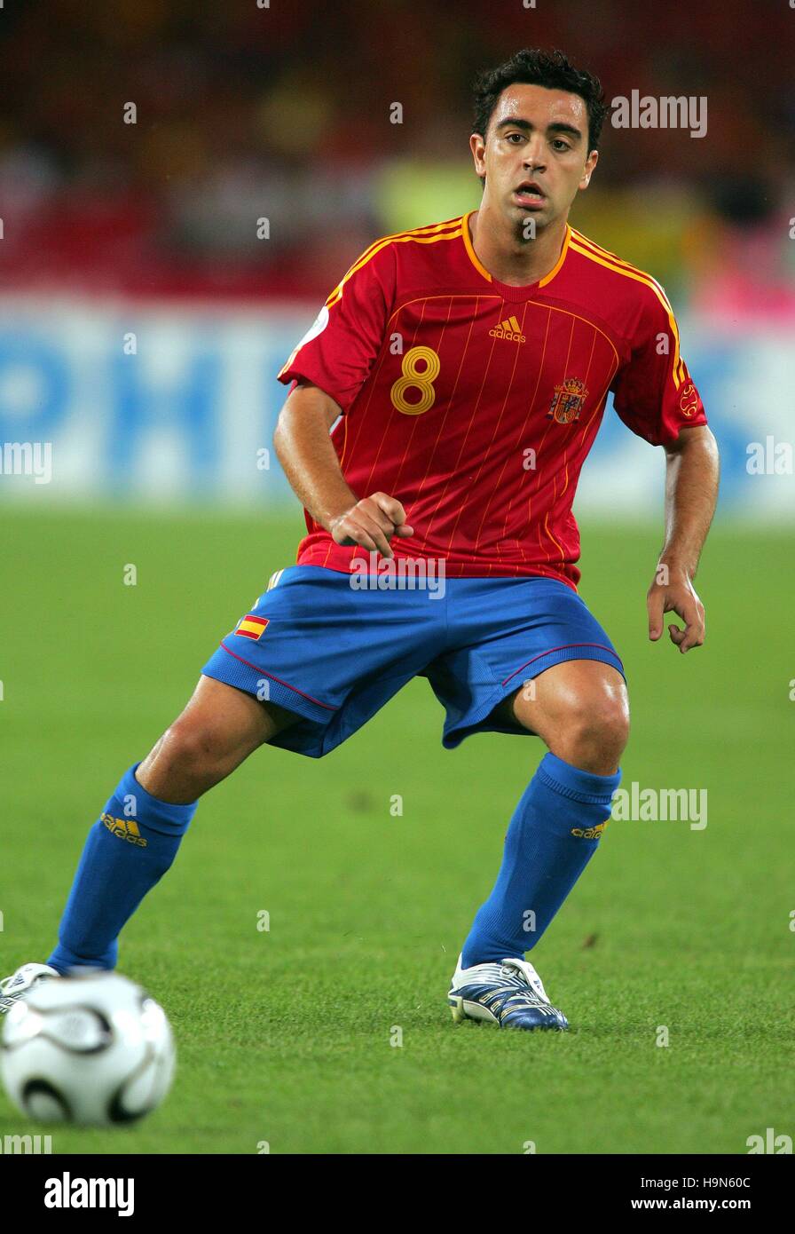 XAVI SPAIN & BARCELONA WORLD CUP STADIUM STUTGART GERMANY 19 June 2006 ...