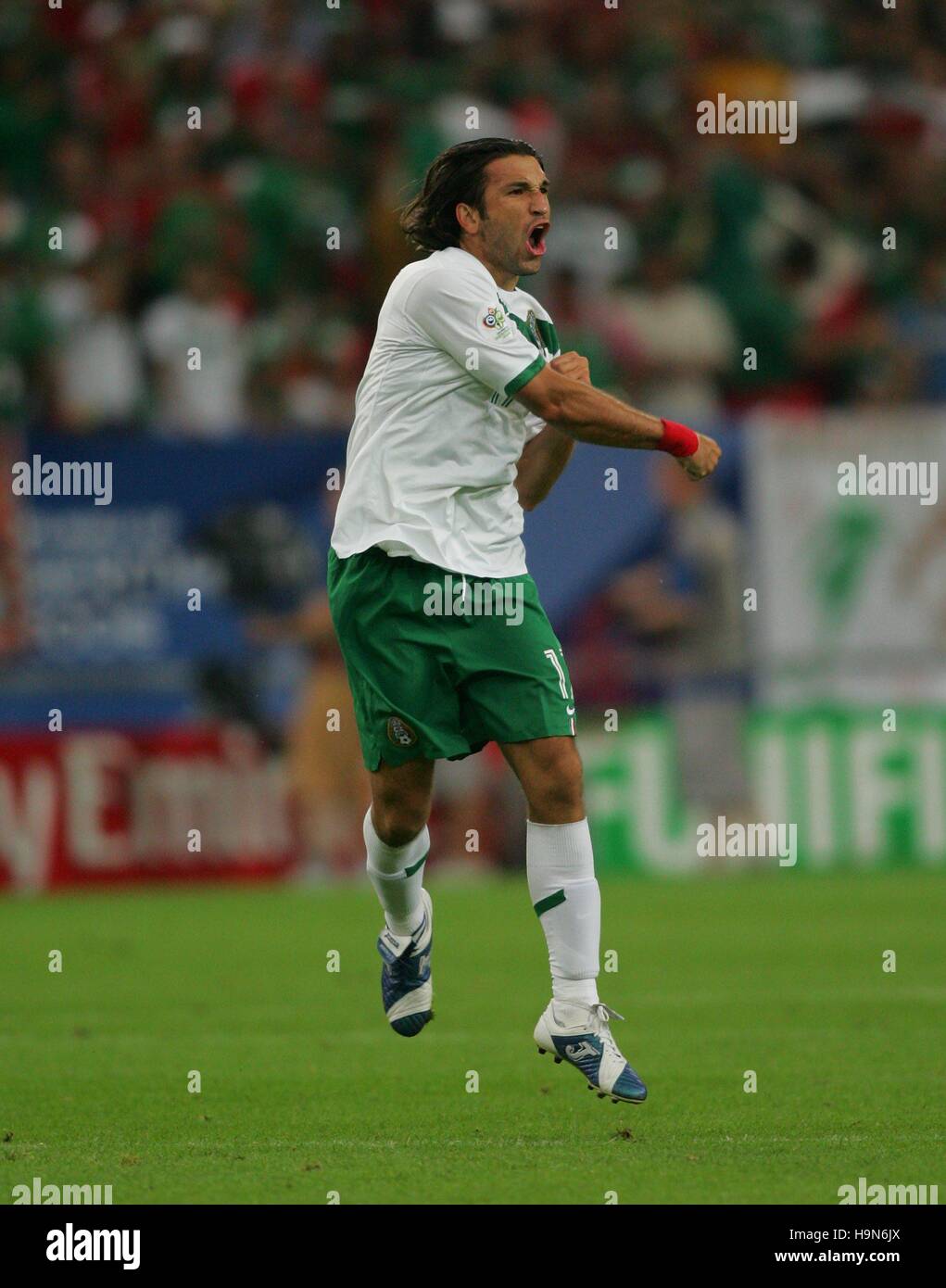 JOSE FONSECA PORTUGAL V MEXICO GELSENKIRCHEN GERMANY 21 June 2006 Stock ...