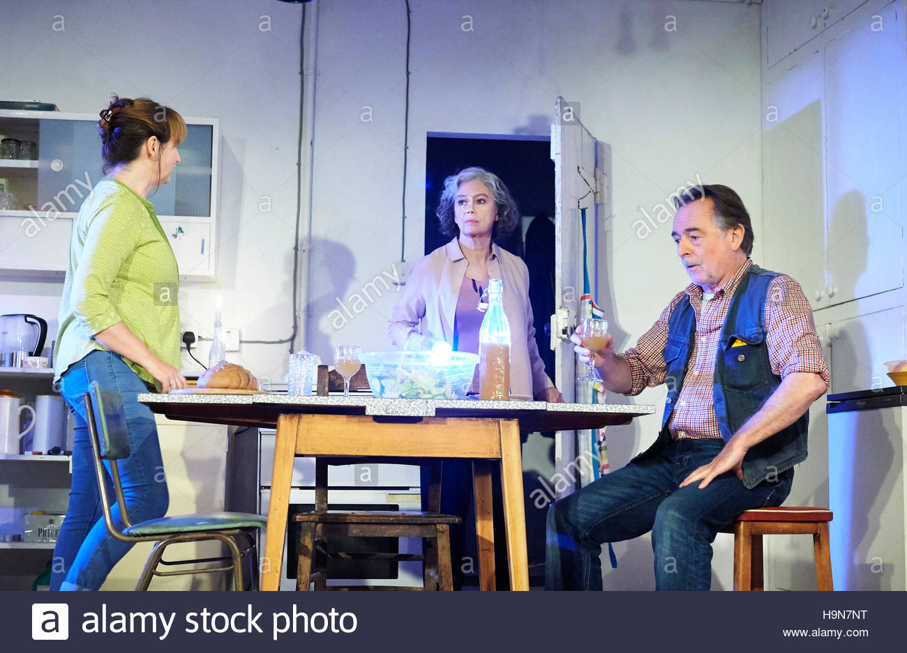 Actor Francesca Annis High Resolution Stock Photography and Images - Alamy