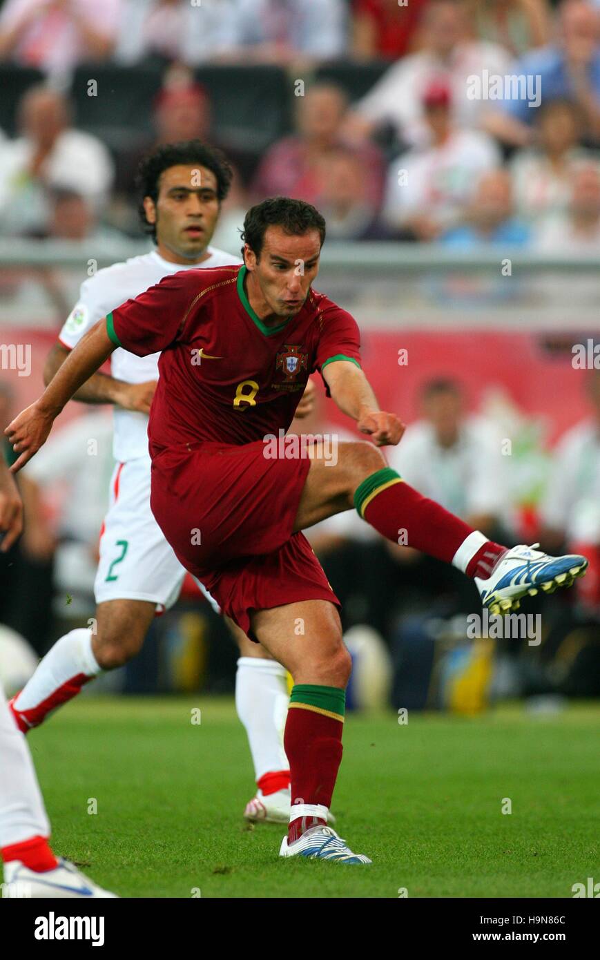 PETIT PORTUGAL & BENFICA WORLD CUP FRANKFURT GERMANY 17 June 2006 Stock ...