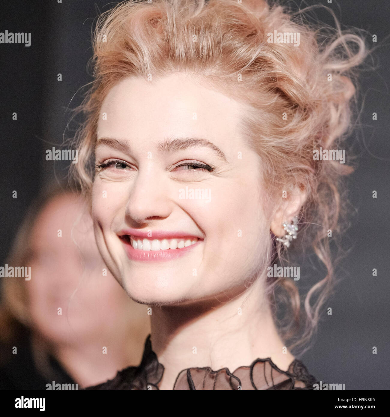 Alison sudol hi-res stock photography and images - Alamy