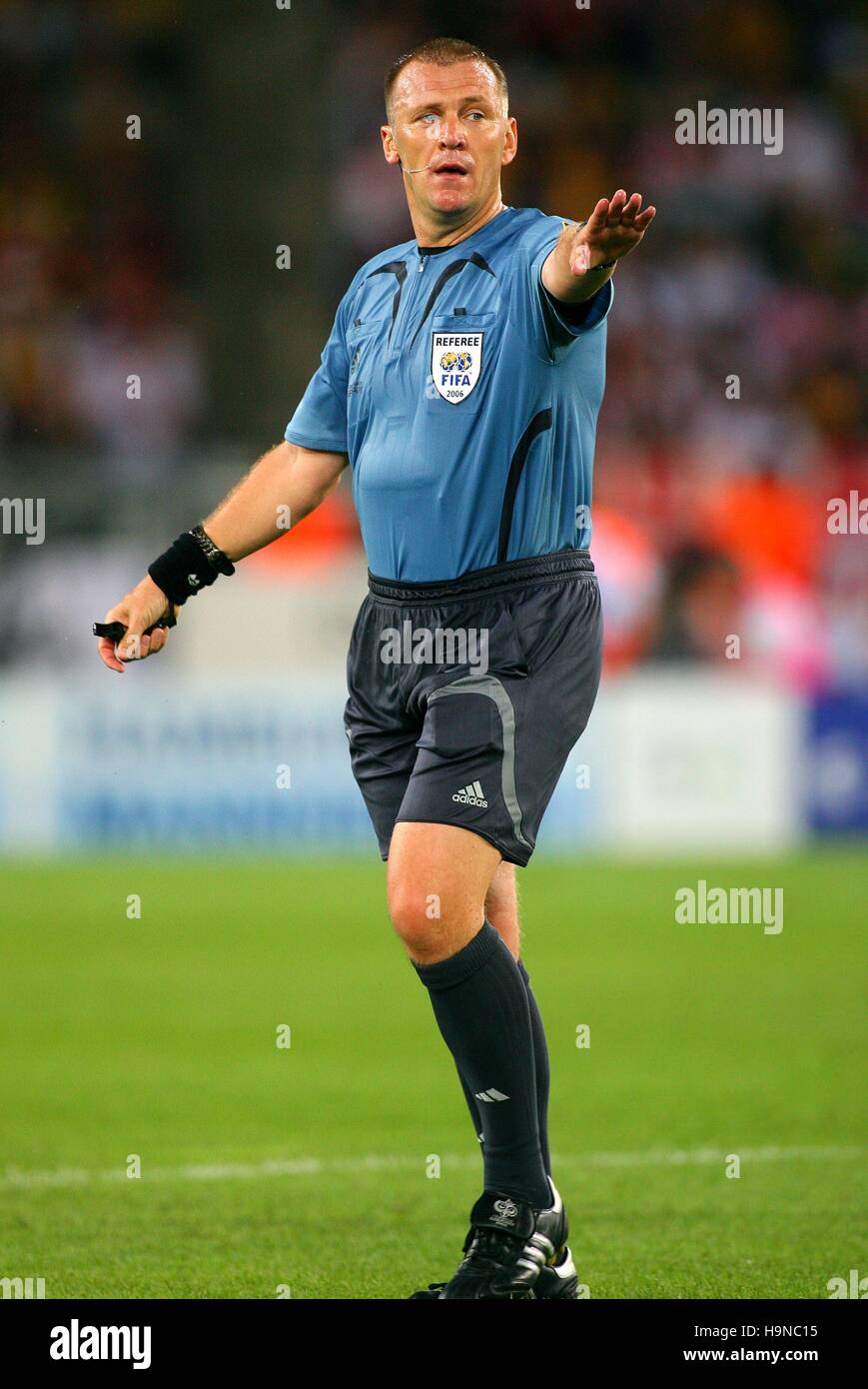 GRAHAM POLL FIFA REFEREE WORLD CUP STUTTGART GERMANY 22 June 2006 Stock ...