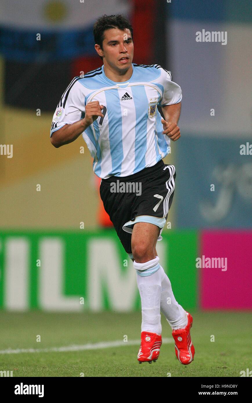 JAVIER SAVIOLA ARGENTINA & SEVILLA WORLD CUP LEIPZIG GERMANY 24 June ...