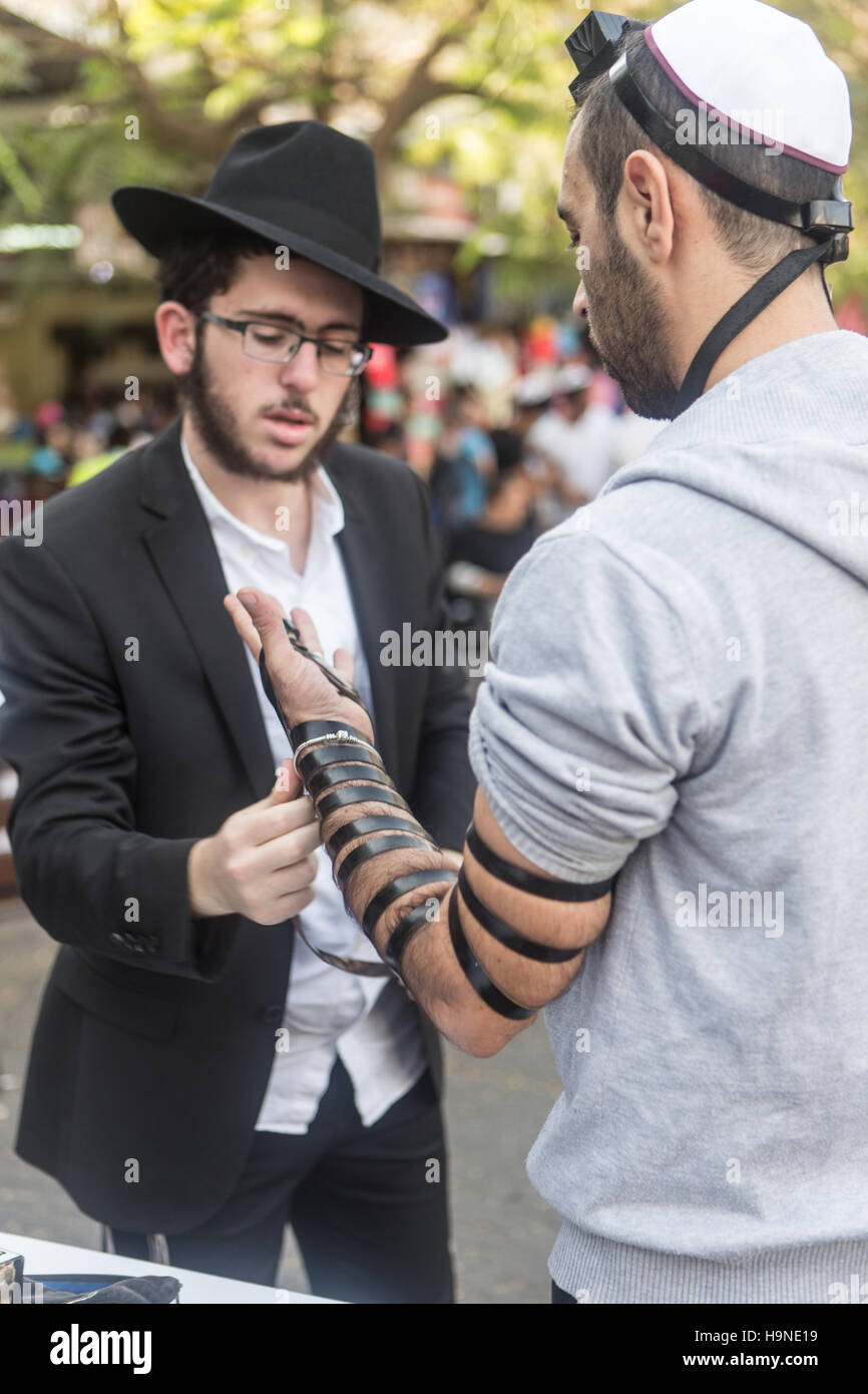 jewish man selling leather praying strap Stock Photo - Alamy jewish man selling leather praying strap Stock Photo - Alamy