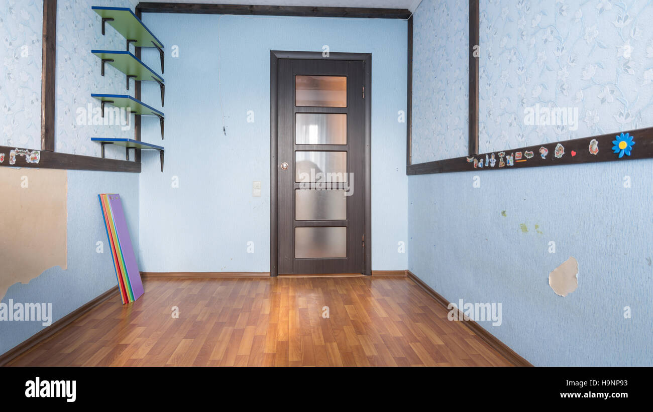 Interior empty room requiring minor repairs Stock Photo - Alamy