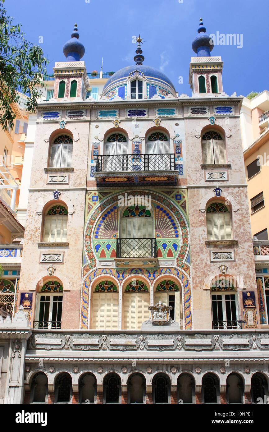 Beautiful mosque with blue domes and geometric patterns Stock Photo - Alamy
