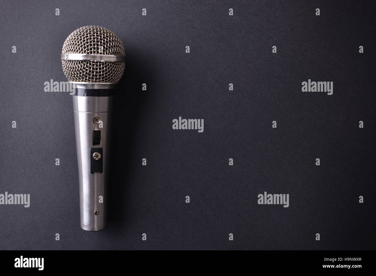 Silver table technology hi-res stock photography and images - Alamy