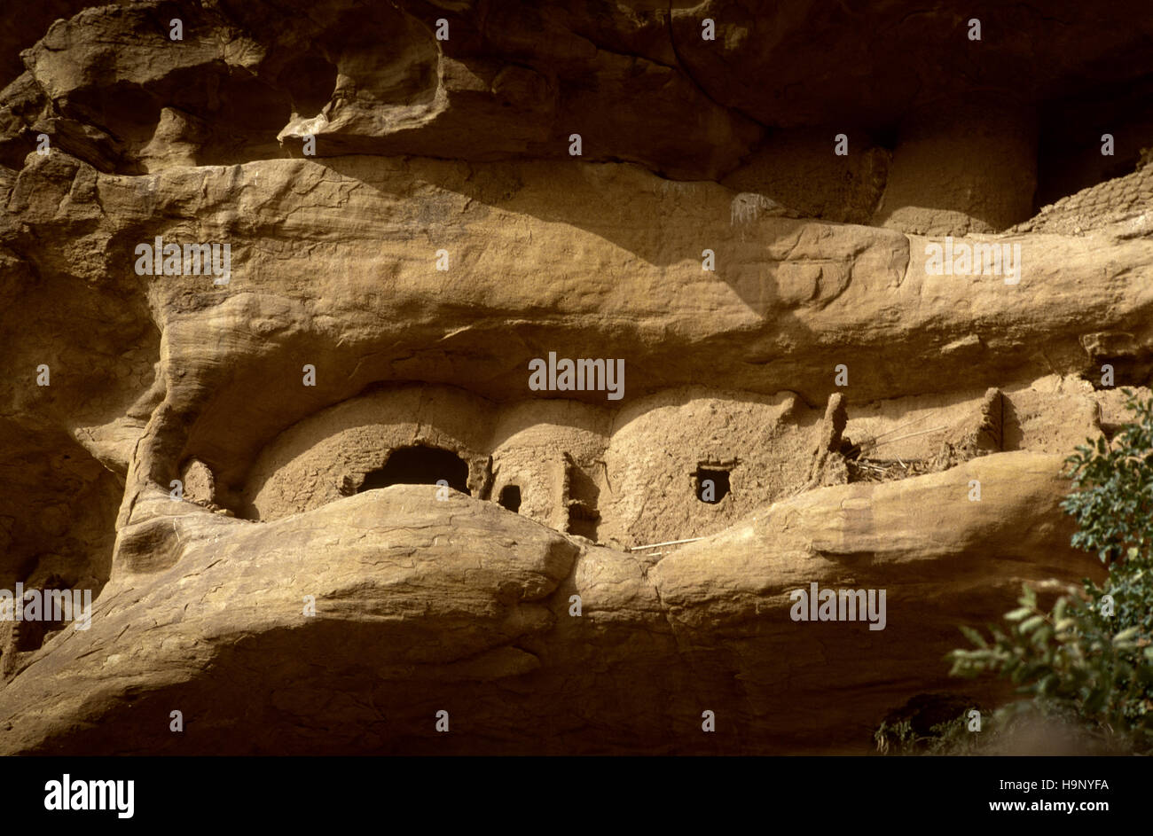 Gommo, Mali, Africa - January 26, 1992: Dogon village, typical mud ...
