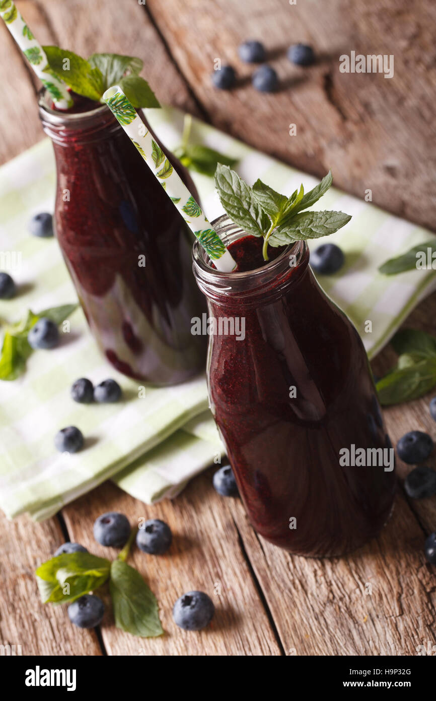 Fruit juice in bottle and fruit hi-res stock photography and images - Alamy