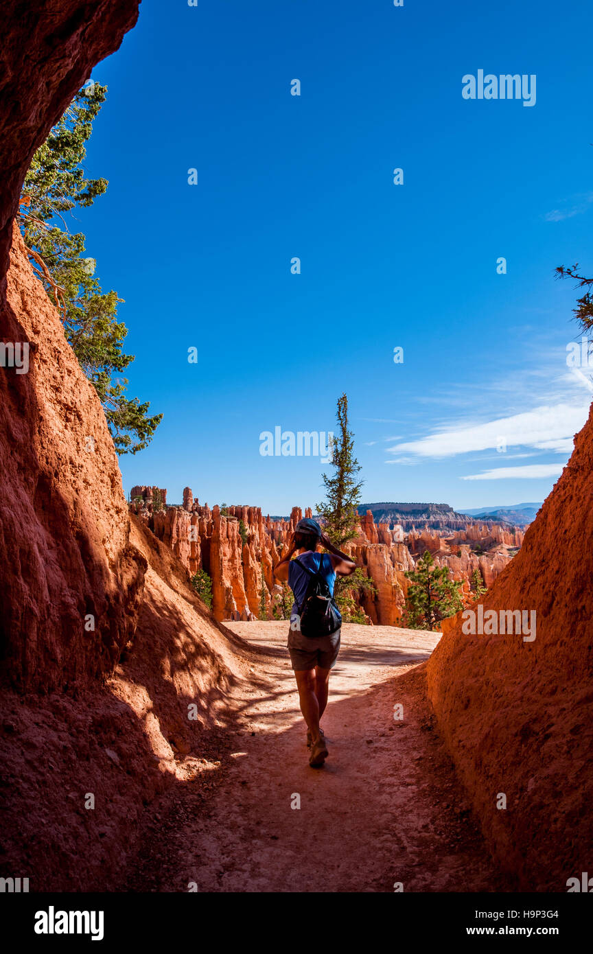 Hiking in Bryce Canyon National Park Utah, USA. (MR Stock Photo - Alamy