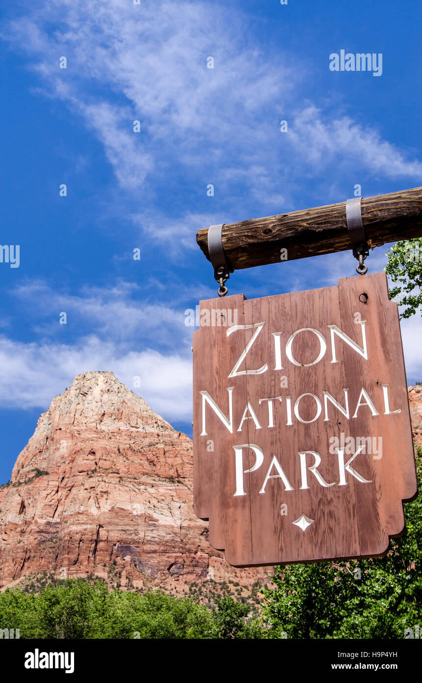 Zion National Park entrance sign, Utah, USA Stock Photo - Alamy
