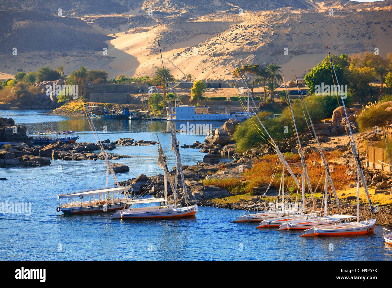 Elephantine island egypt hi-res stock photography and images - Alamy
