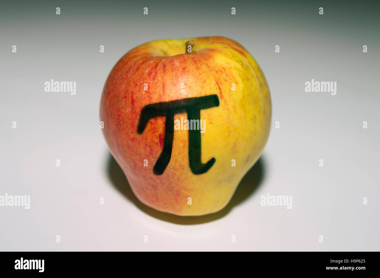 Pi pie hi-res stock photography and images - Alamy