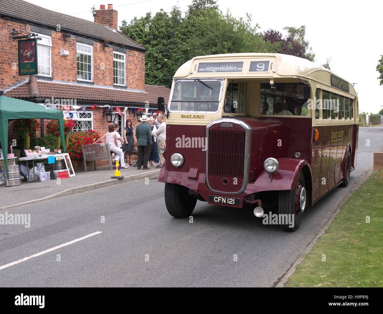 1940s Vintage Bus High Resolution Stock Photography and Images - Alamy