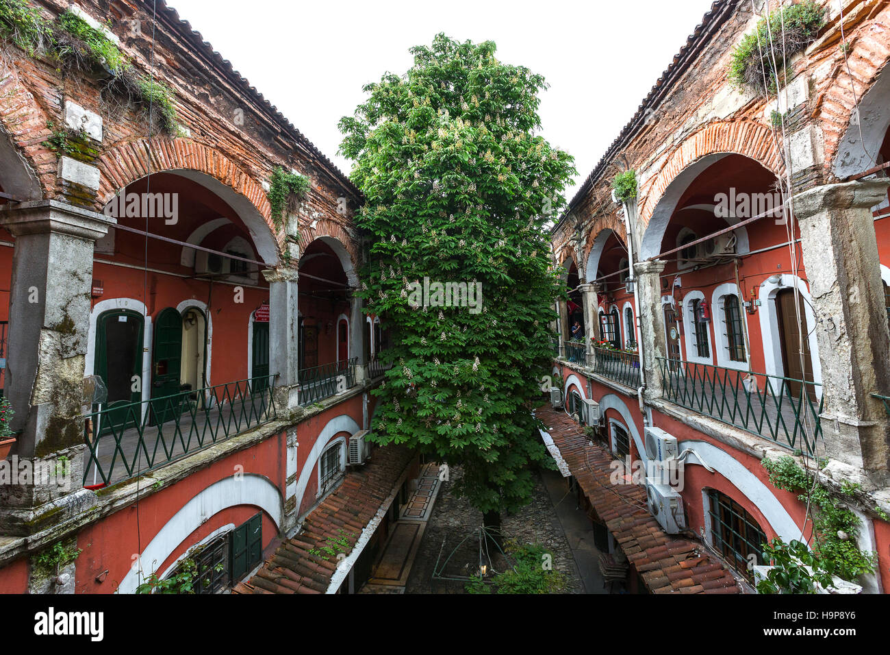 Chain store istanbul market hi-res stock photography and images - Alamy