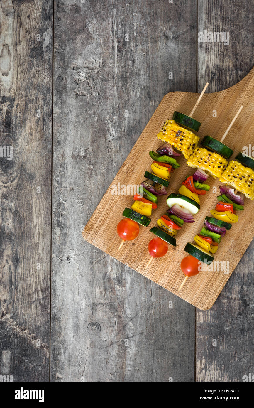 Vegan skewers on table hi-res stock photography and images - Alamy