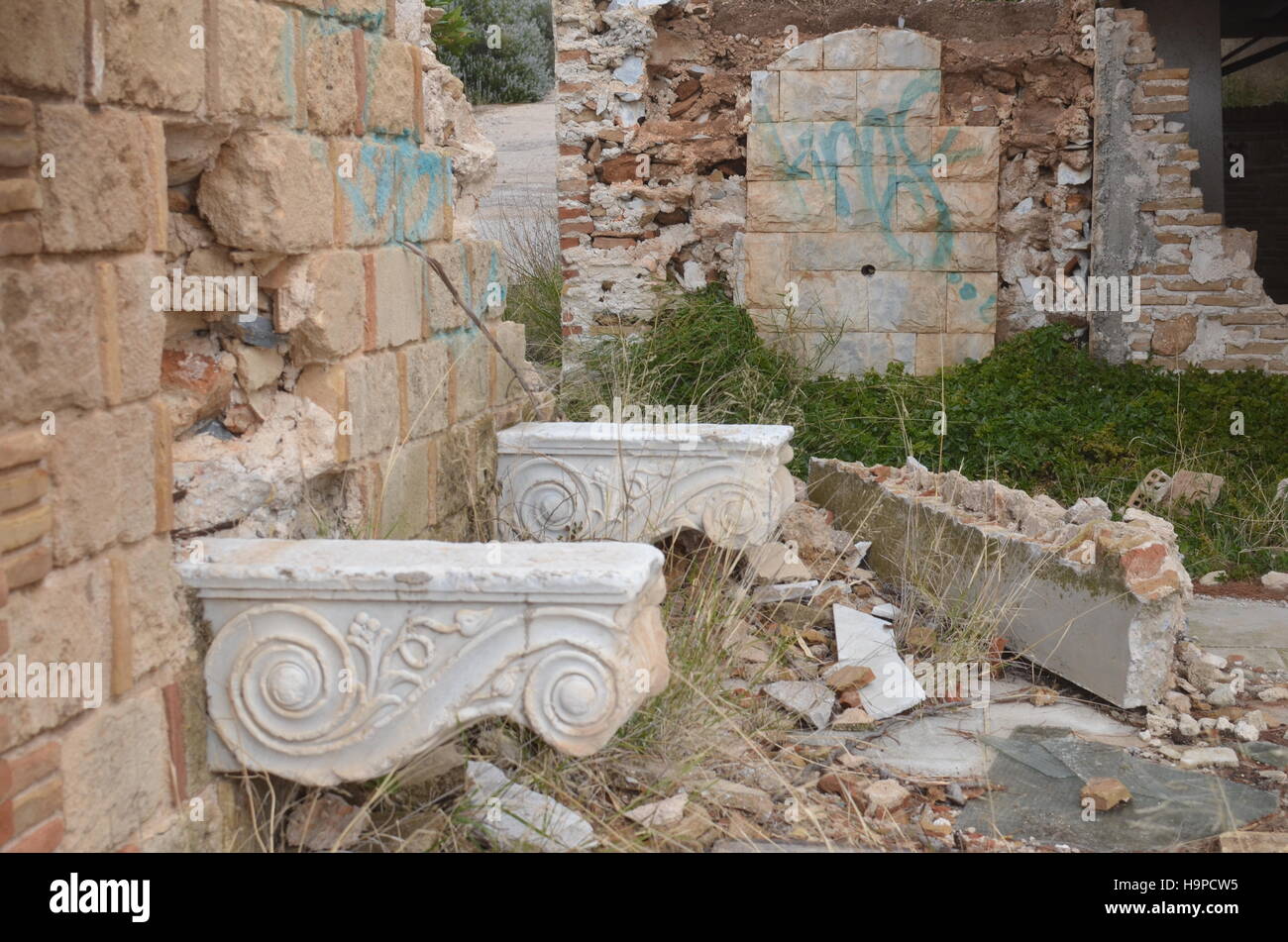 Architectural details of building structures in the city Stock Photo ...