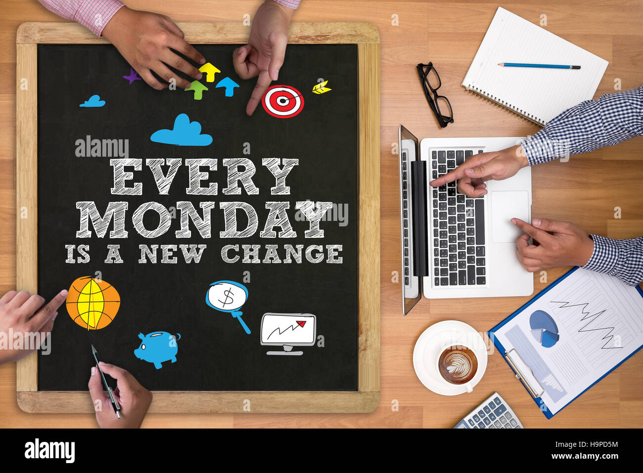 Its monday quotes hi-res stock photography and images - Alamy