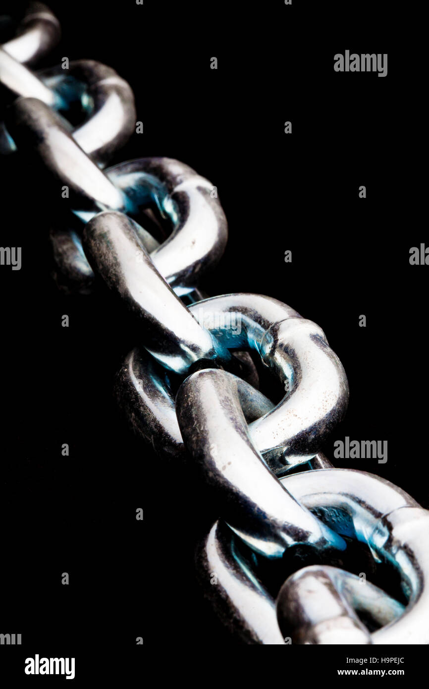 closeup of shiny steel chain links Stock Photo - Alamy