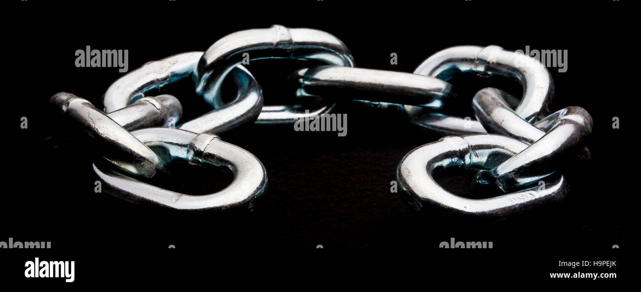closeup of shiny steel chain links Stock Photo - Alamy