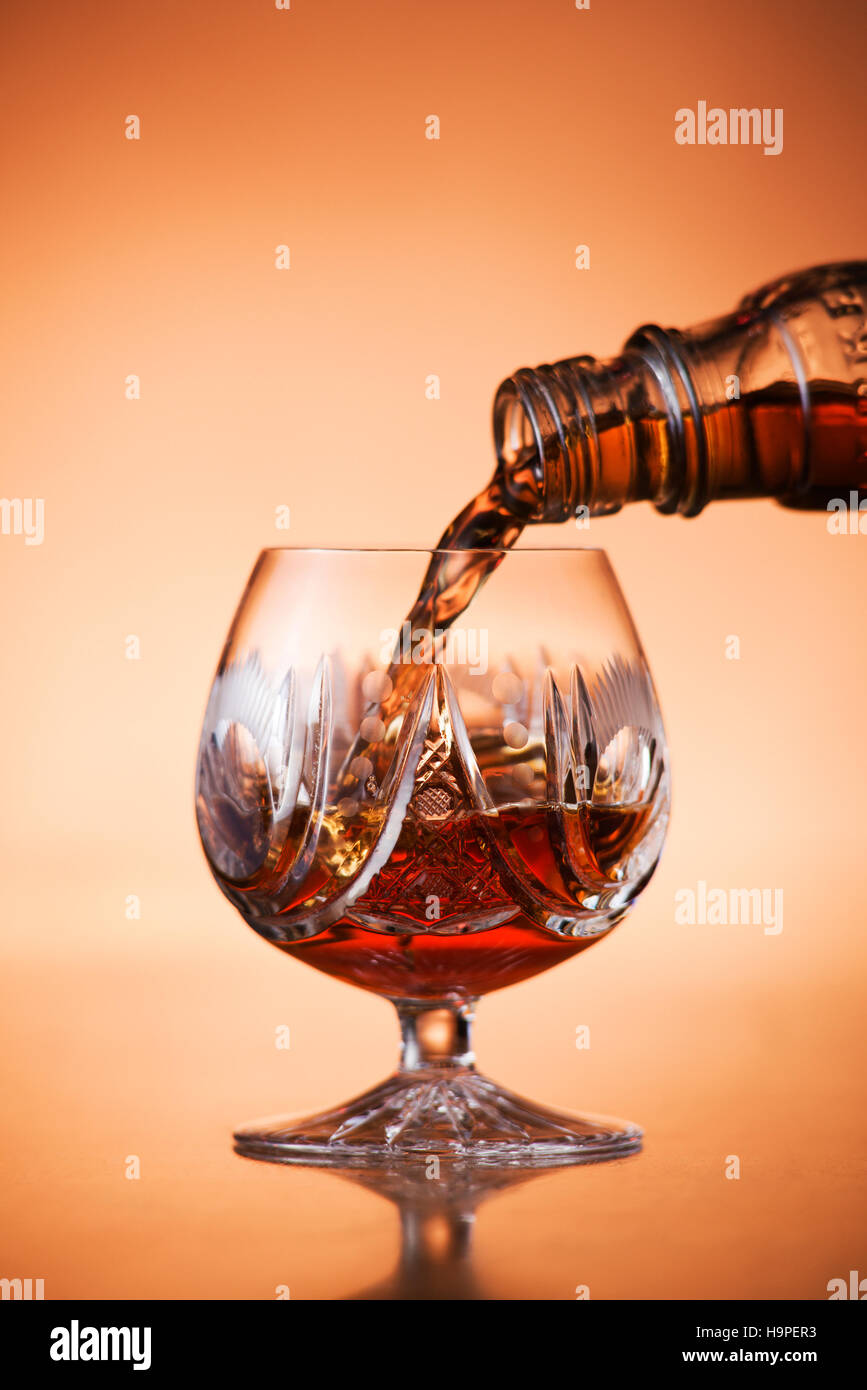 Frozen ice pouring hi-res stock photography and images - Alamy