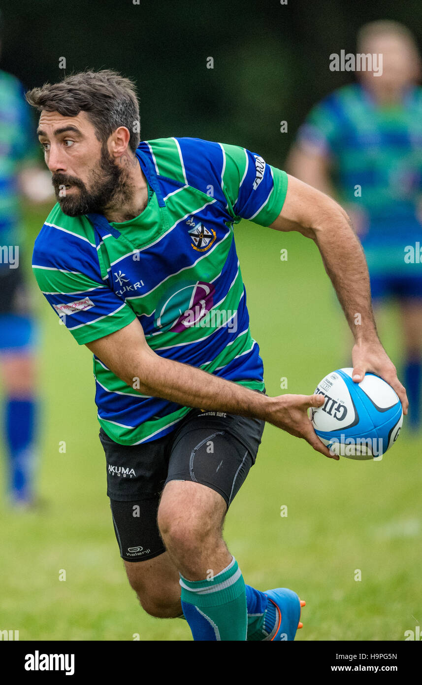 Rugby player running hi-res stock photography and images - Alamy