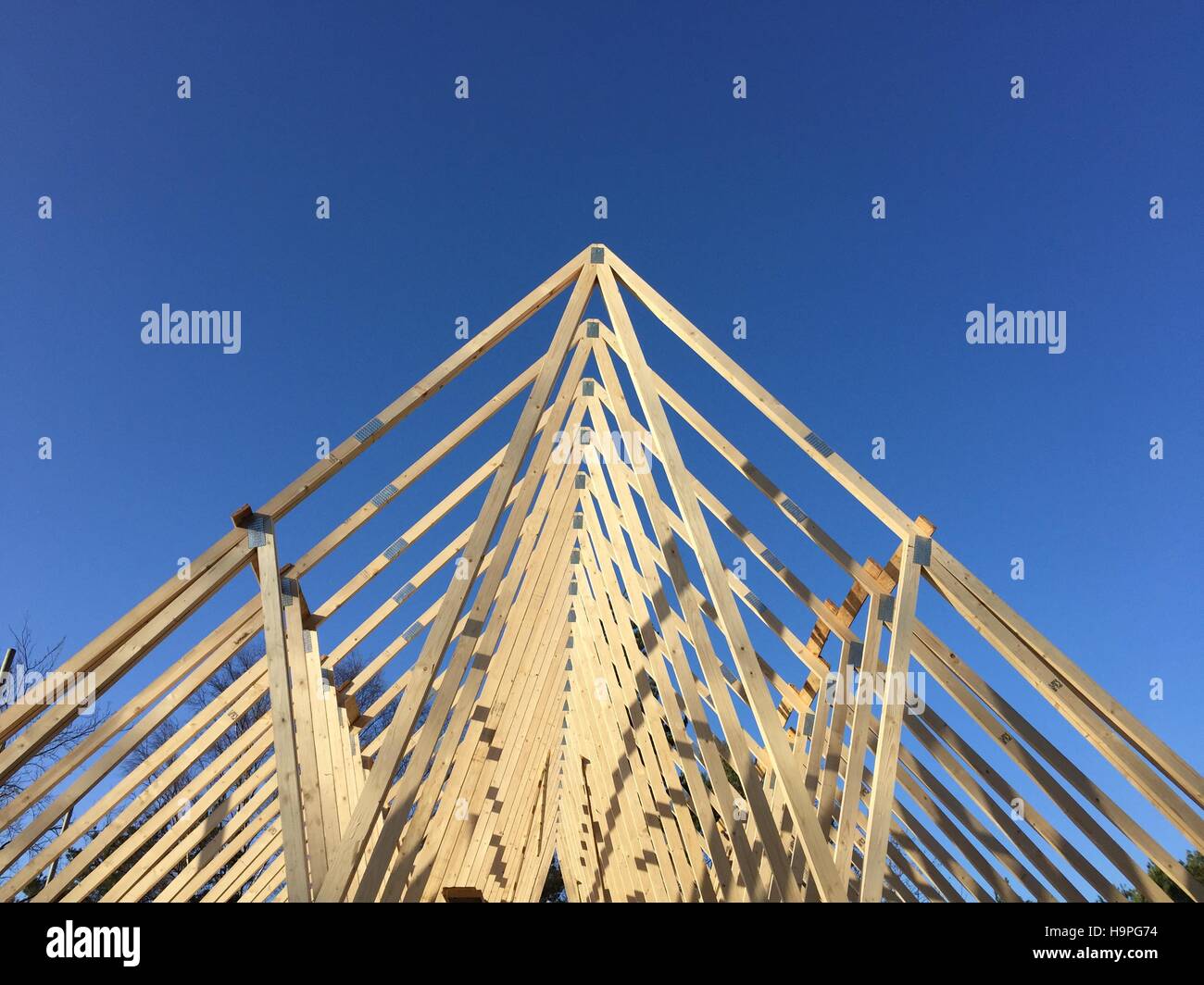 Truss architecture hi-res stock photography and images - Alamy