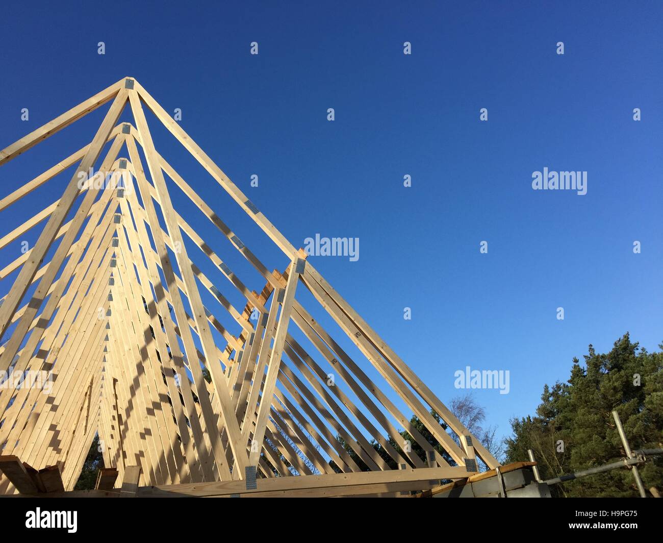 Truss architecture hi-res stock photography and images - Alamy