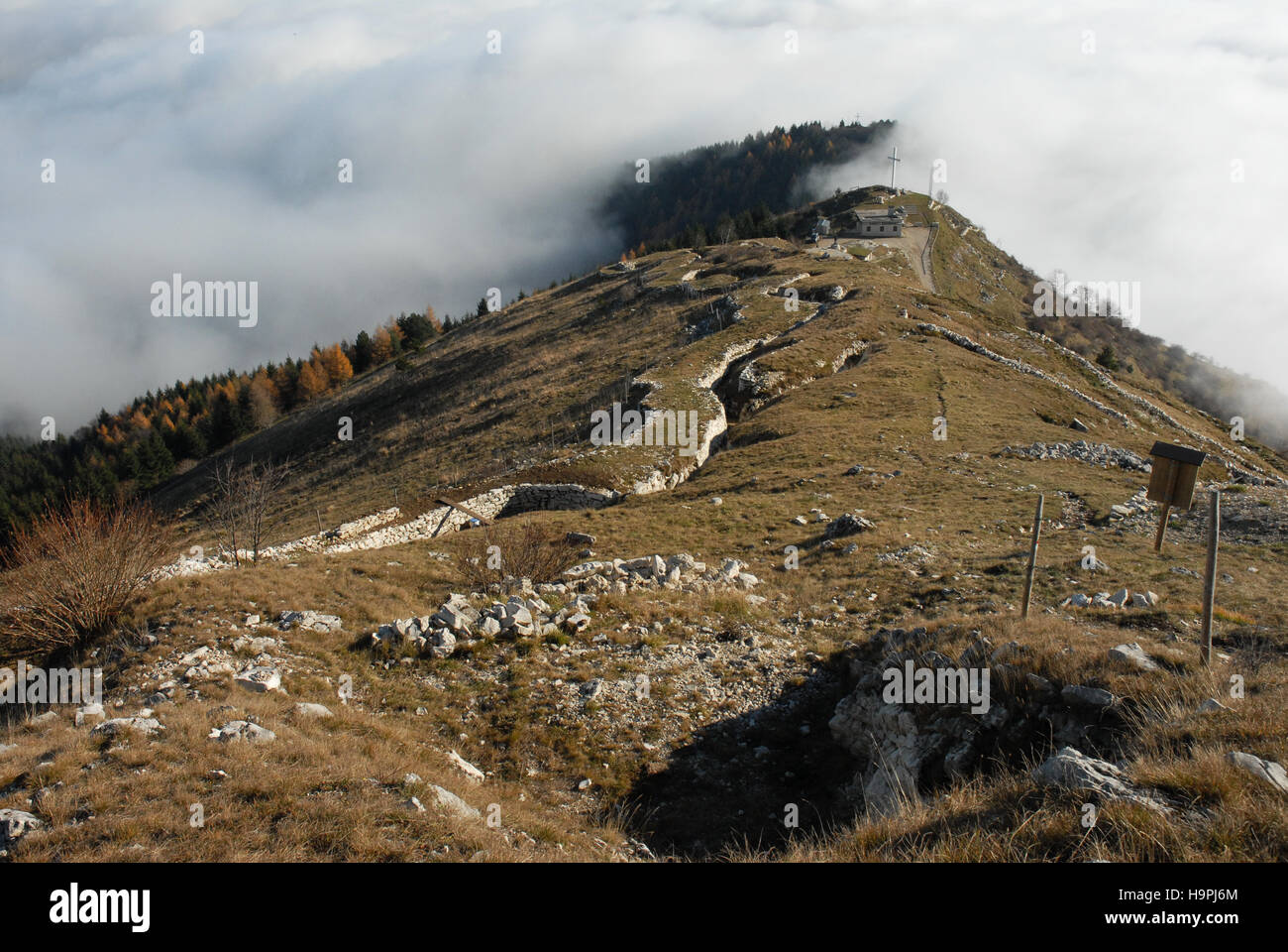 Monte Grappa, Monte Palon, Treviso, trincee Stock Photo - Alamy