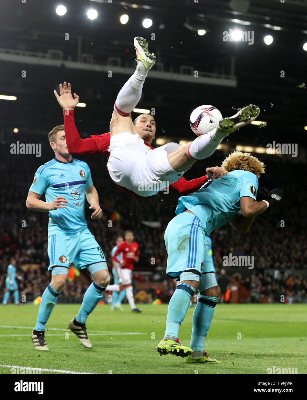 Manchester United's Zlatan Ibrahimovic has a overhead attempt on goal ...