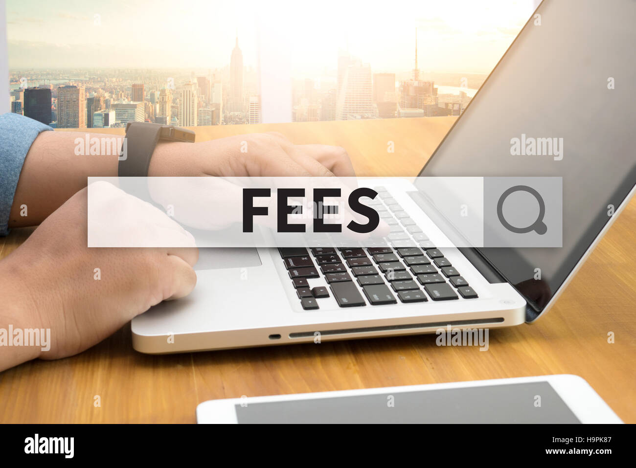 Late payment fees hi-res stock photography and images - Alamy