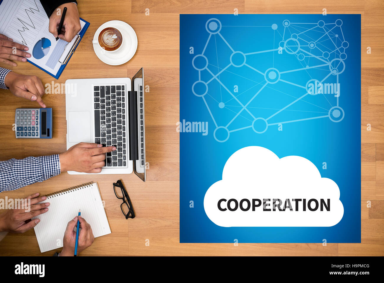 Alliance bond hi-res stock photography and images - Alamy
