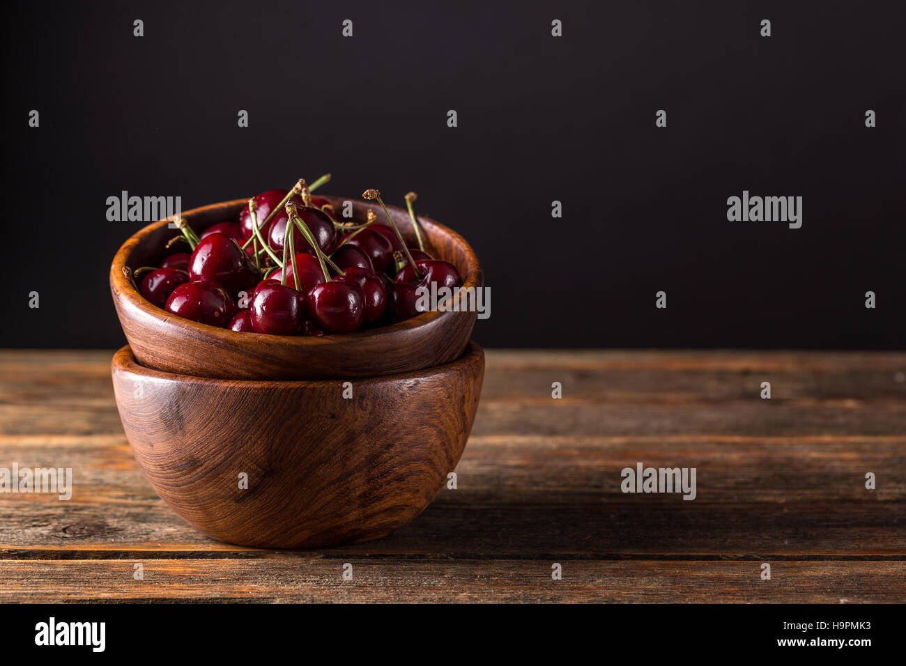 Sour fruit hi-res stock photography and images - Alamy