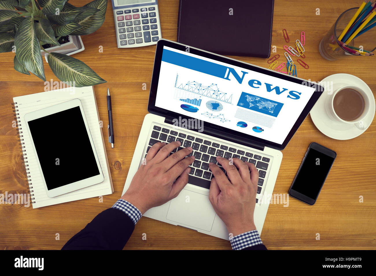 Article update hi-res stock photography and images - Alamy
