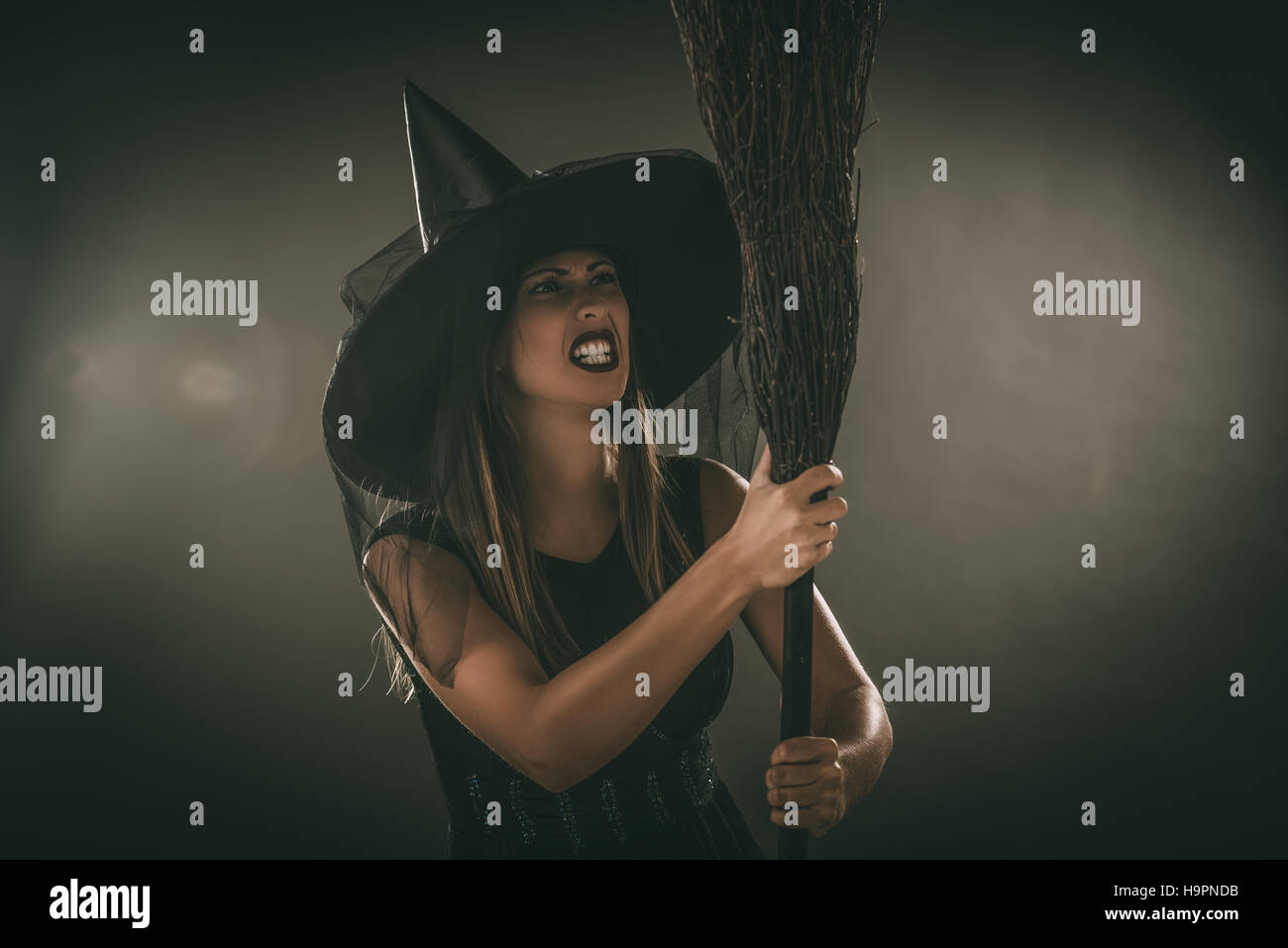 Angry witch hi-res stock photography and images - Alamy