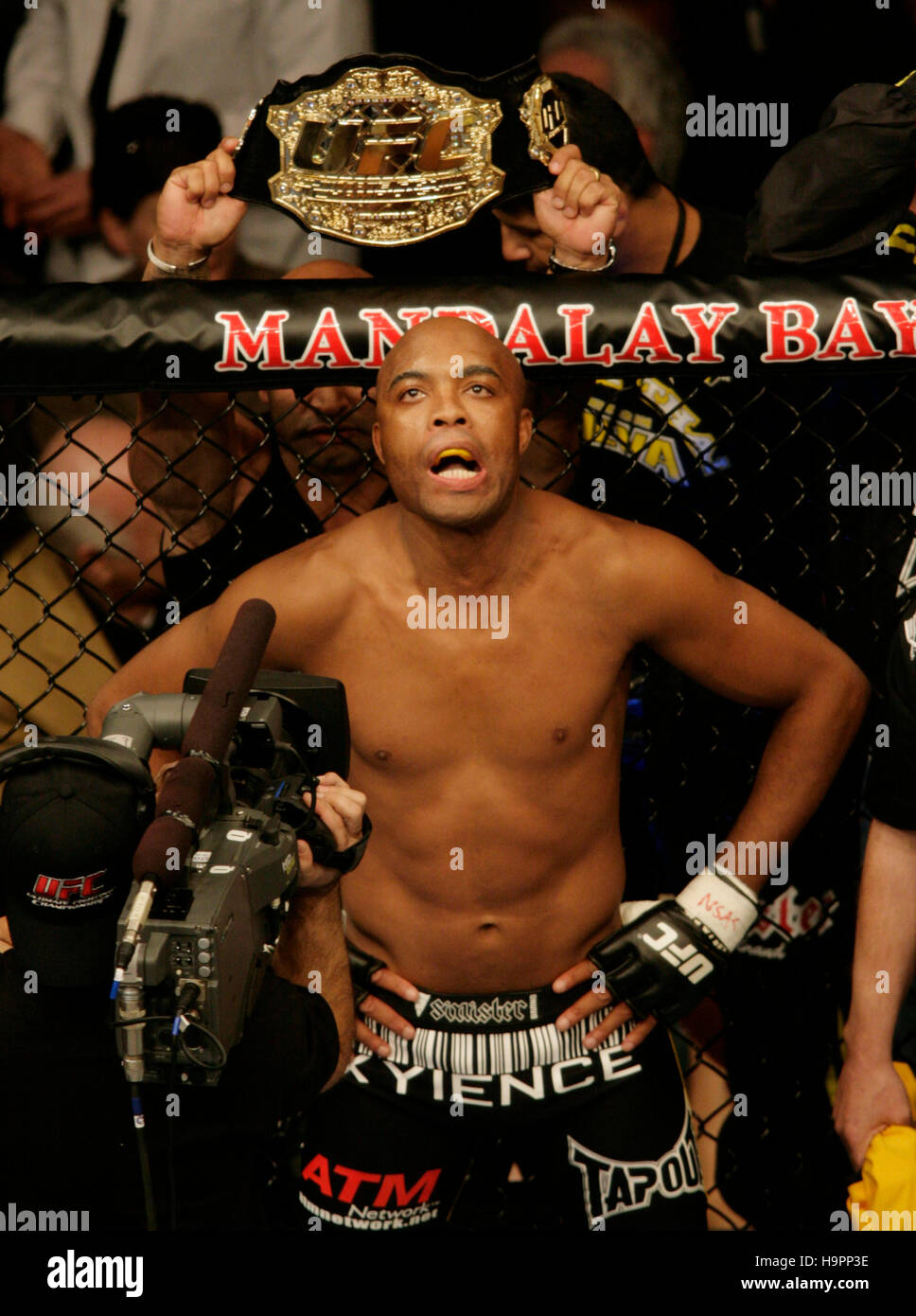 Anderson Silva before his fight againsts Travis Lutter at the Ultimate ...