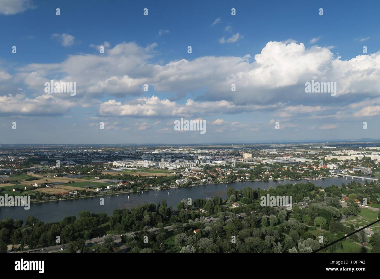 Vienna alte donau swim hi-res stock photography and images - Alamy