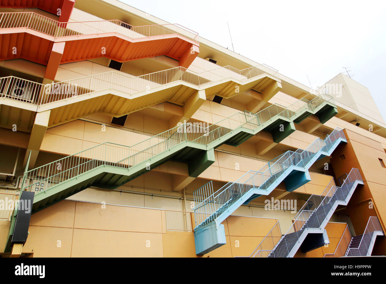 Fire exit back building hi-res stock photography and images - Alamy