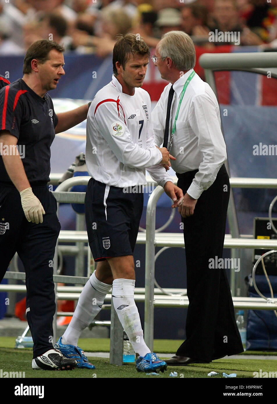 DAVID BECKHAM & ERIKSSON ENGLAND V PORTUGAL AUFSCHALKE ARENA ...
