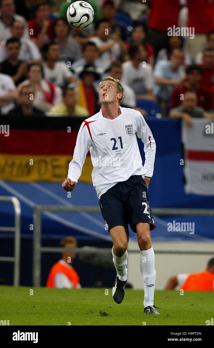 PETER CROUCH ENGLAND & LIVERPOOL FC WORLD CUP AUFSCHALKE ARENA GELSENKIRCHEN GERMANY 01 July ...