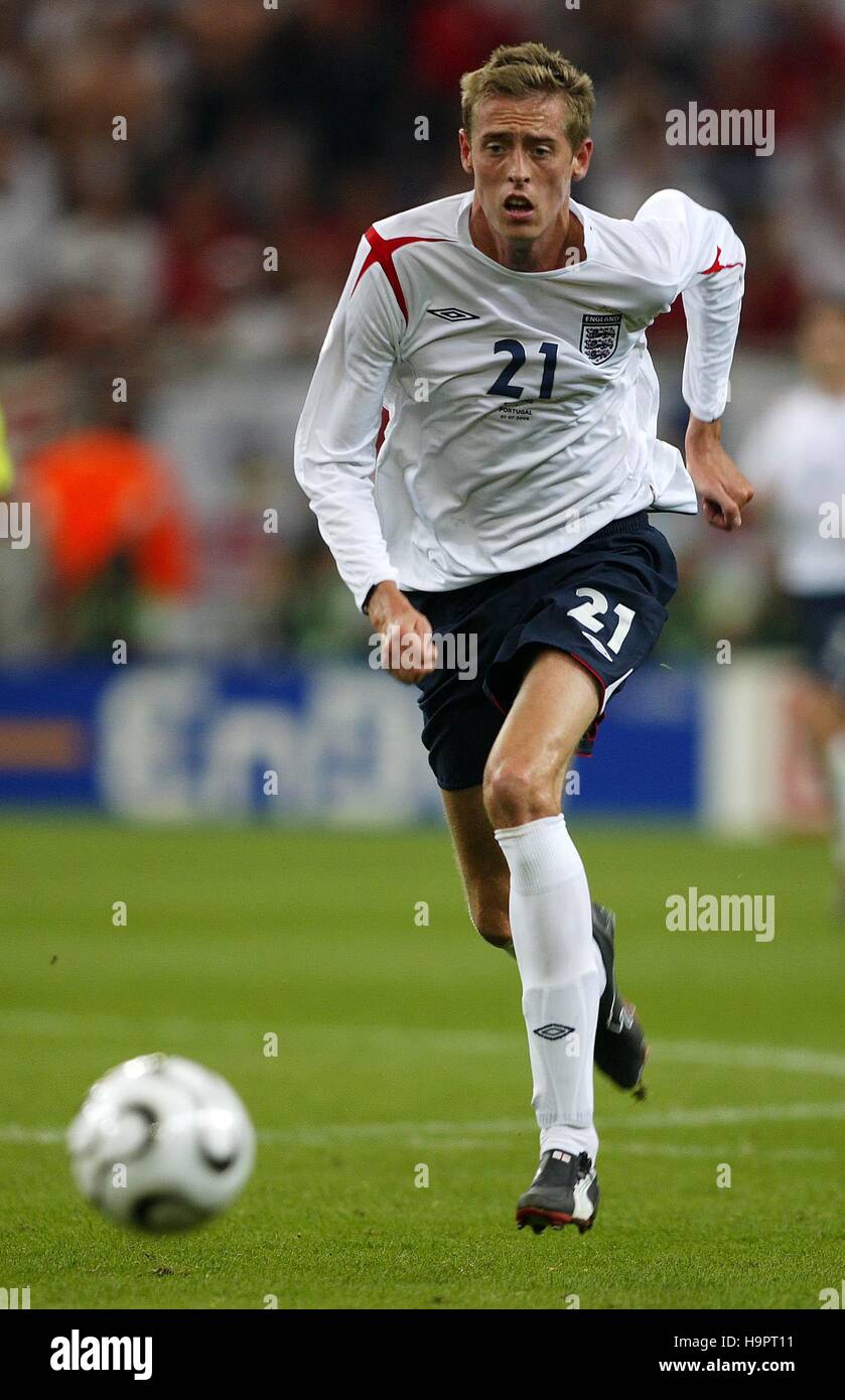 PETER CROUCH ENGLAND & LIVERPOOL FC WORLD CUP AUFSCHALKE ARENA GELSENKIRCHEN GERMANY 01 July ...